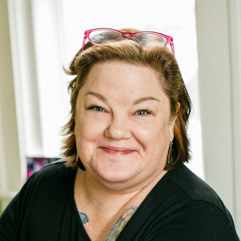 Shawn | Chronic Pain & Illness Art Therapist